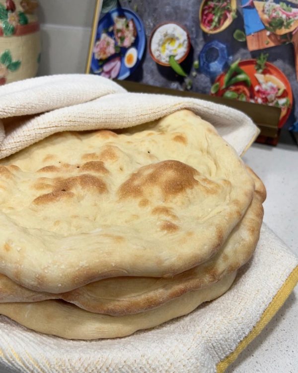 Khubiz Taboon (Palestinian flatbread) - Mariyum